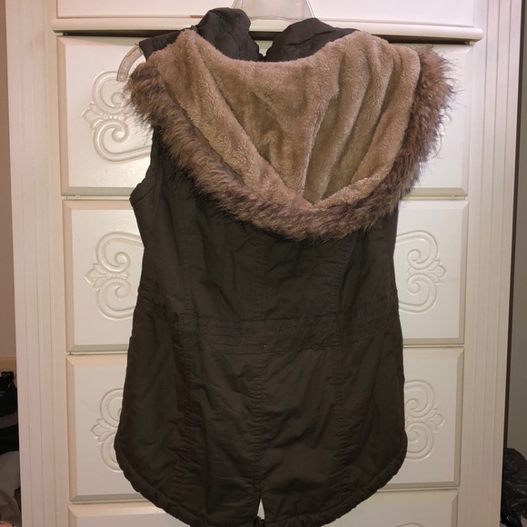 YMI | Jackets & Coats | Cargo Army Green Vest With Faux Fur | Poshmark